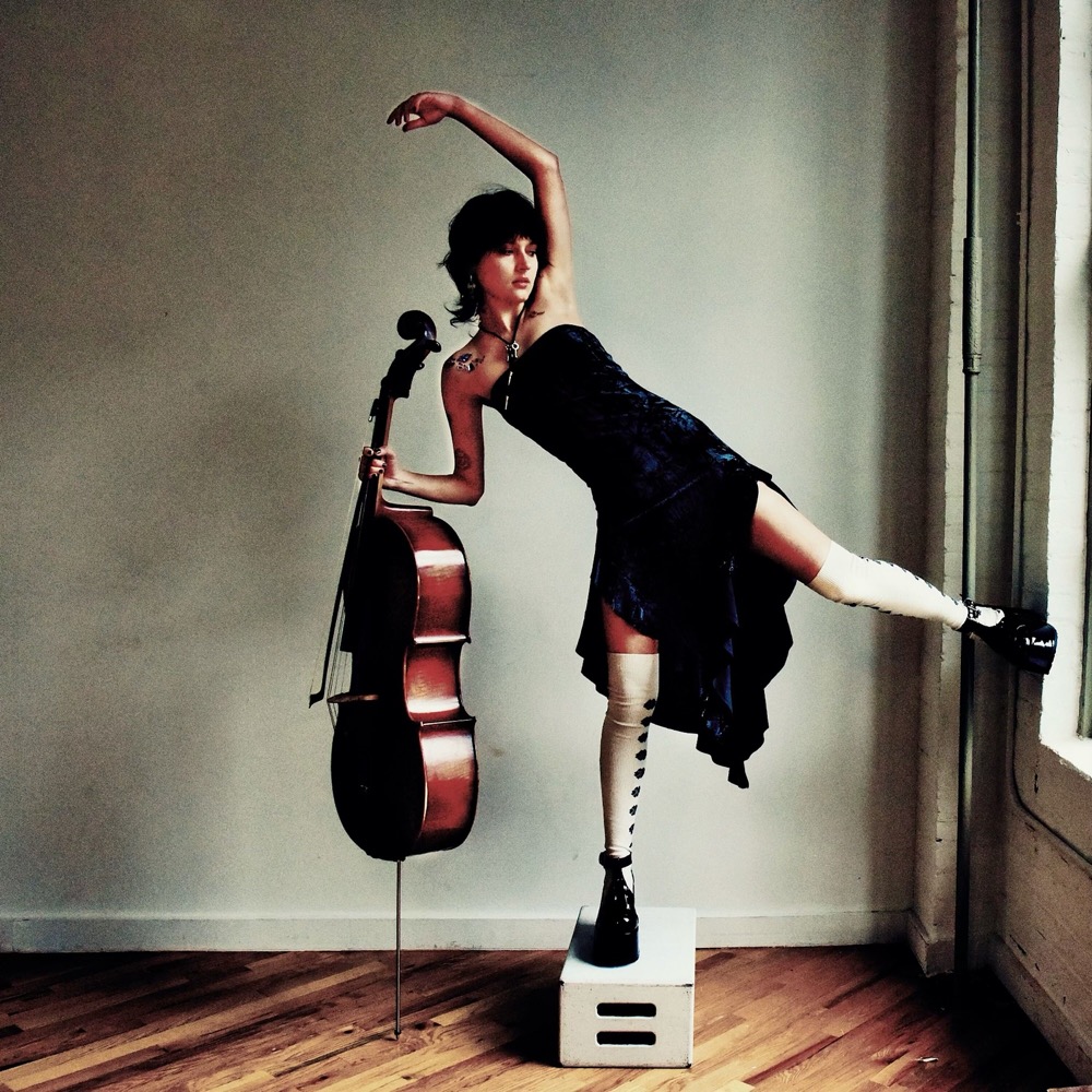 Torri Weidinger - cinnamon bread / Her song (reworks) (EP) - Reviews ...