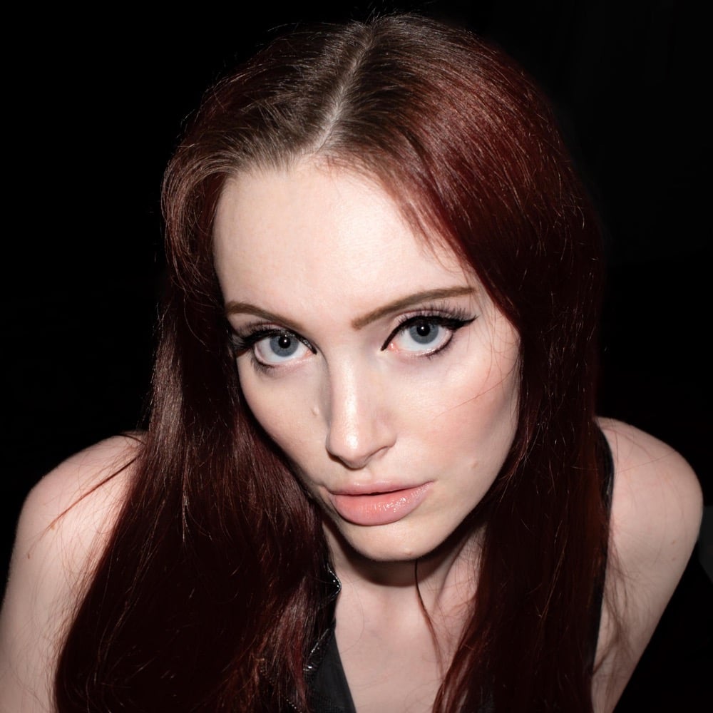Zoë London - Good Goz! (Single) - Reviews - Album of The Year
