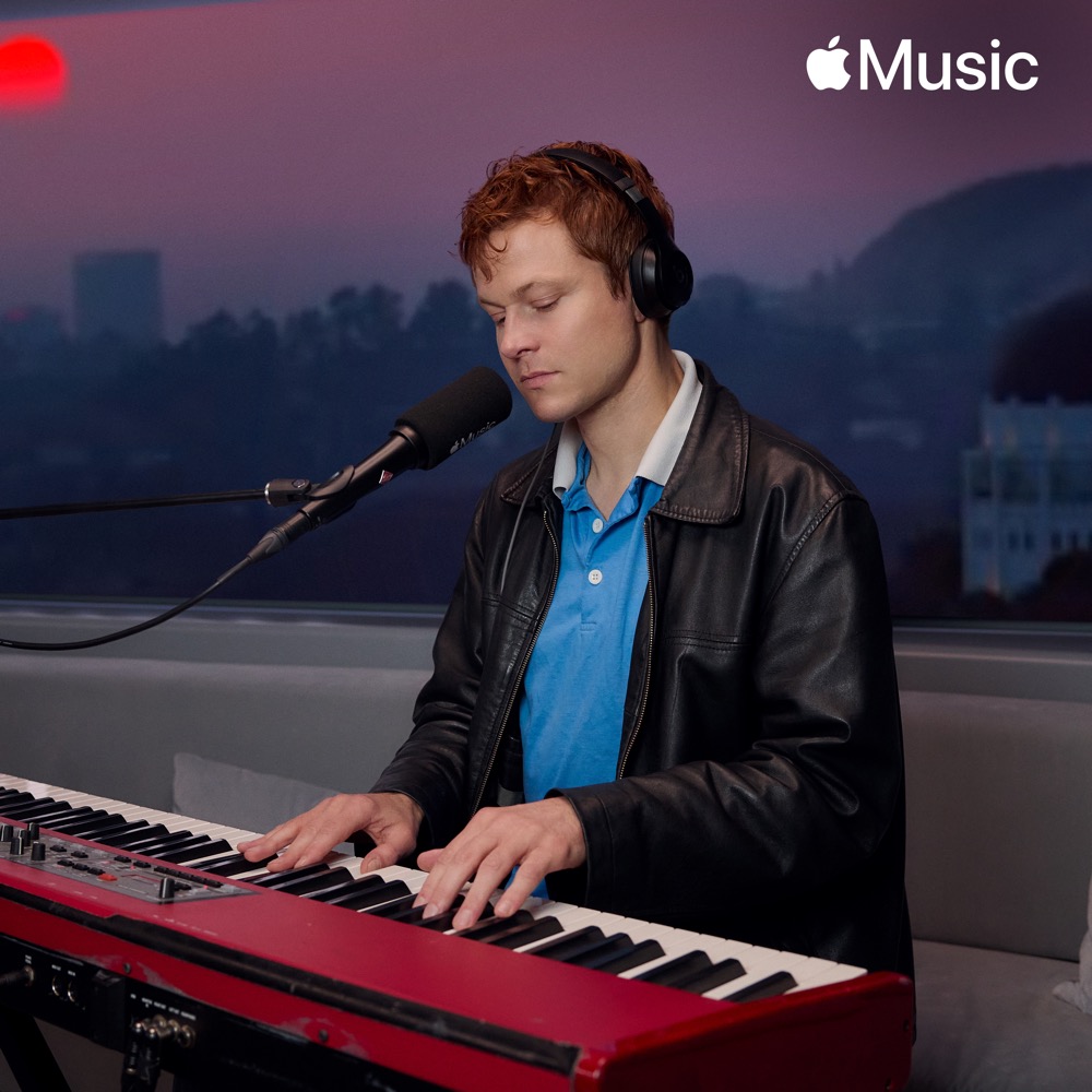 Perfume Genius - Live At Apple Music Radio (EP) - Reviews - Album of ...