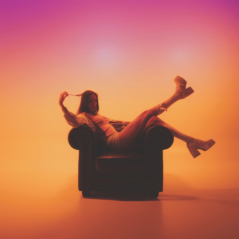 Jolina Louise - Hollywood Star (Single) - Reviews - Album of The Year