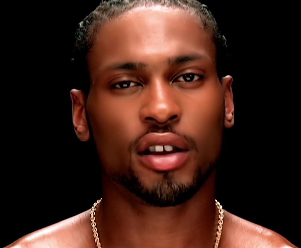 D'Angelo - Untitled (How Does It Feel) (Music Video) - Reviews - Album ...