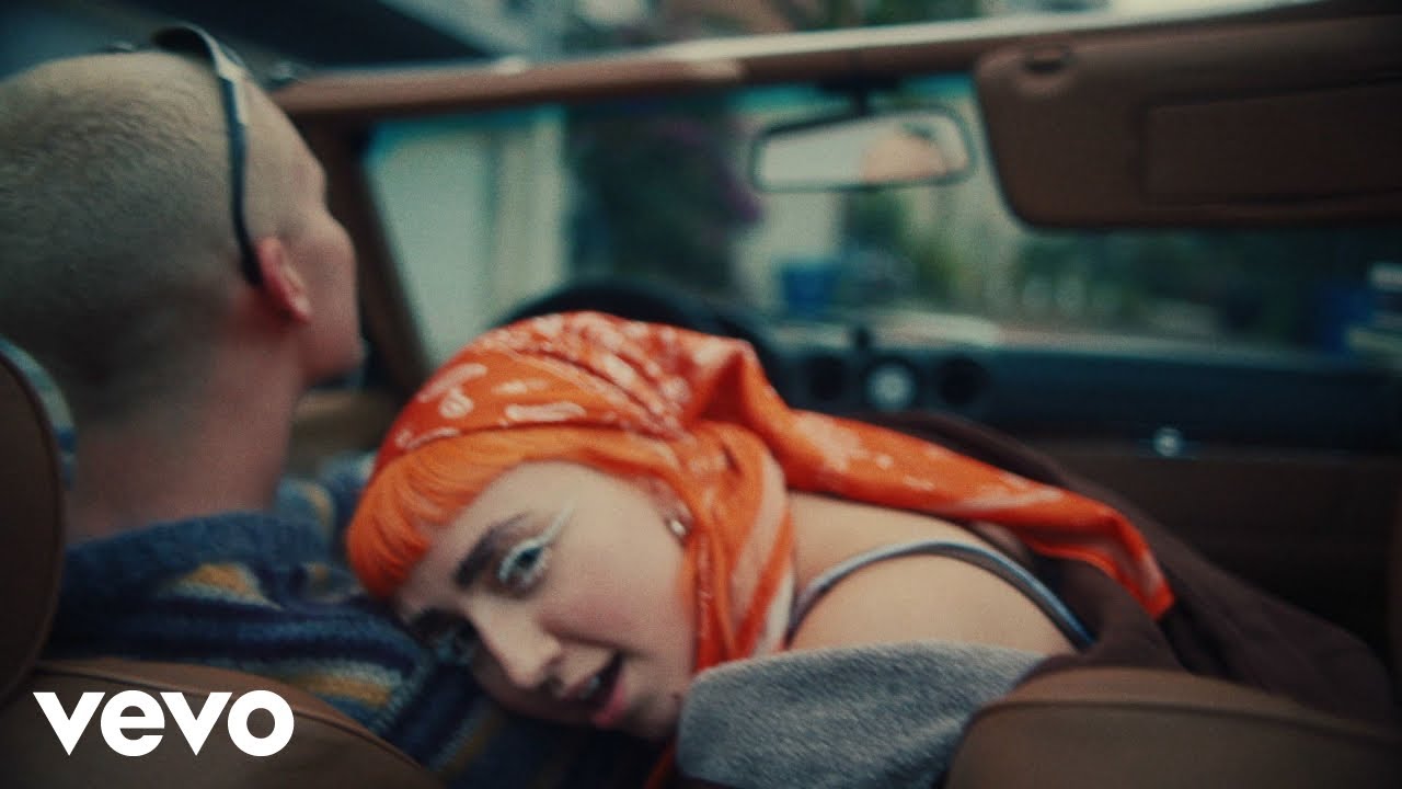 Amelia Moore & ASTN - next door (Music Video) - Reviews - Album of The Year