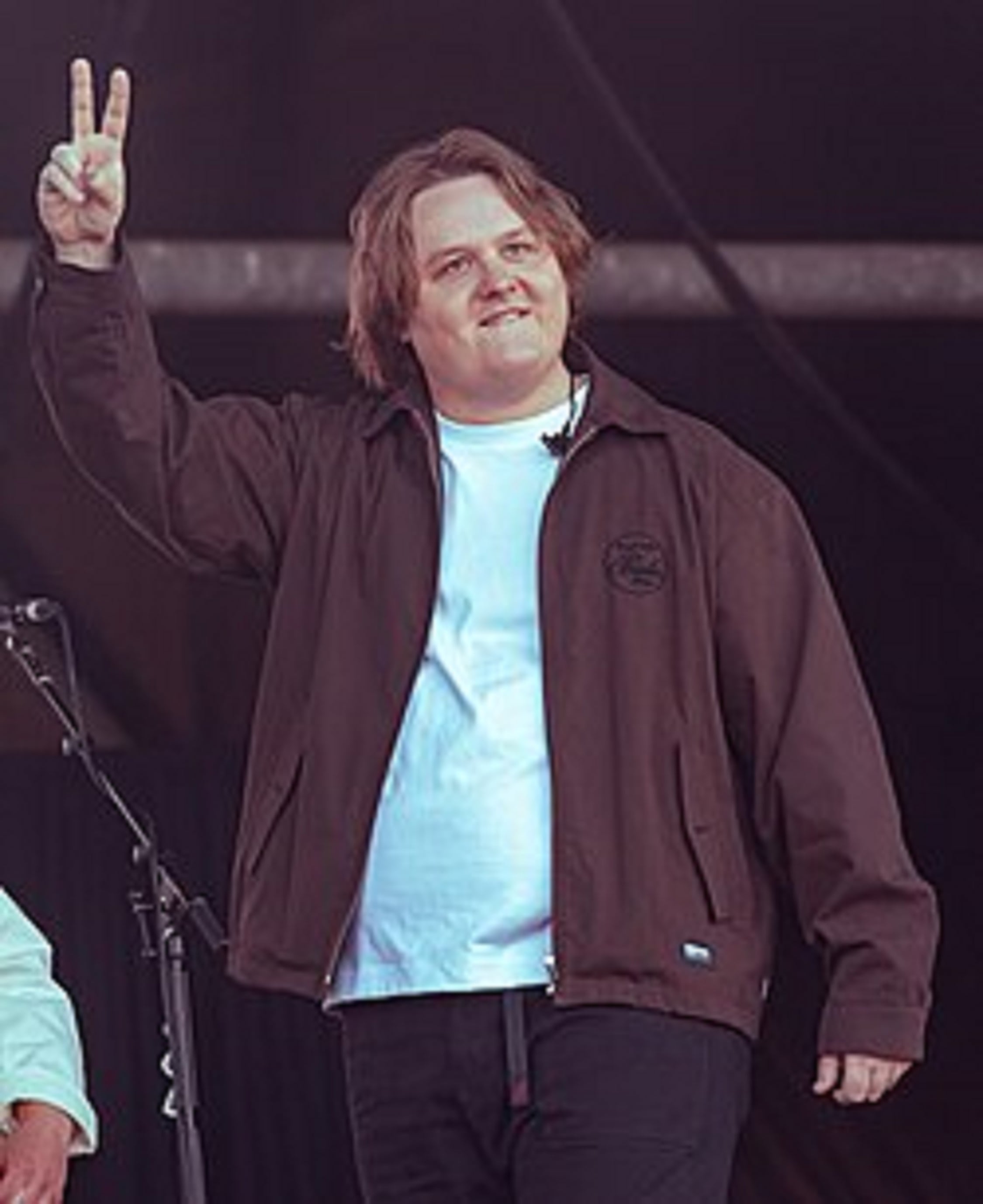Lewis Capaldi - 維基百科，自由的百科全書 - Reviews - Album of The Year
