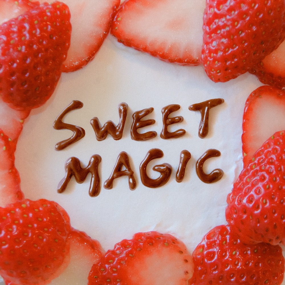 LiSA - SWEET MAGIC (Single) - Reviews - Album of The Year