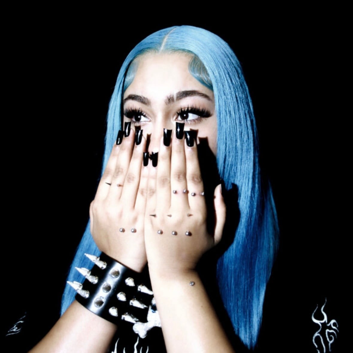 North West - PIERCING ON MY HAND review by circusmaximus95 - Album of ...