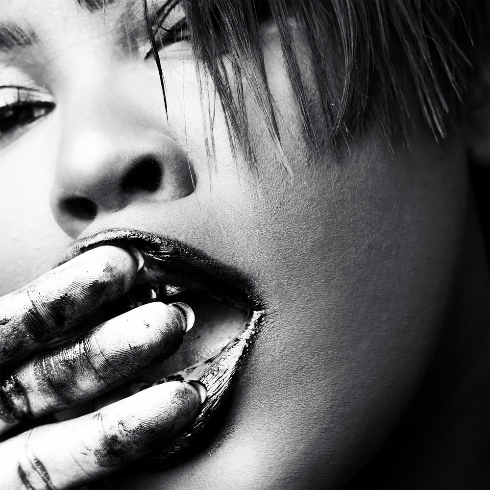Yseult - Freak (Single) - Reviews - Album of The Year