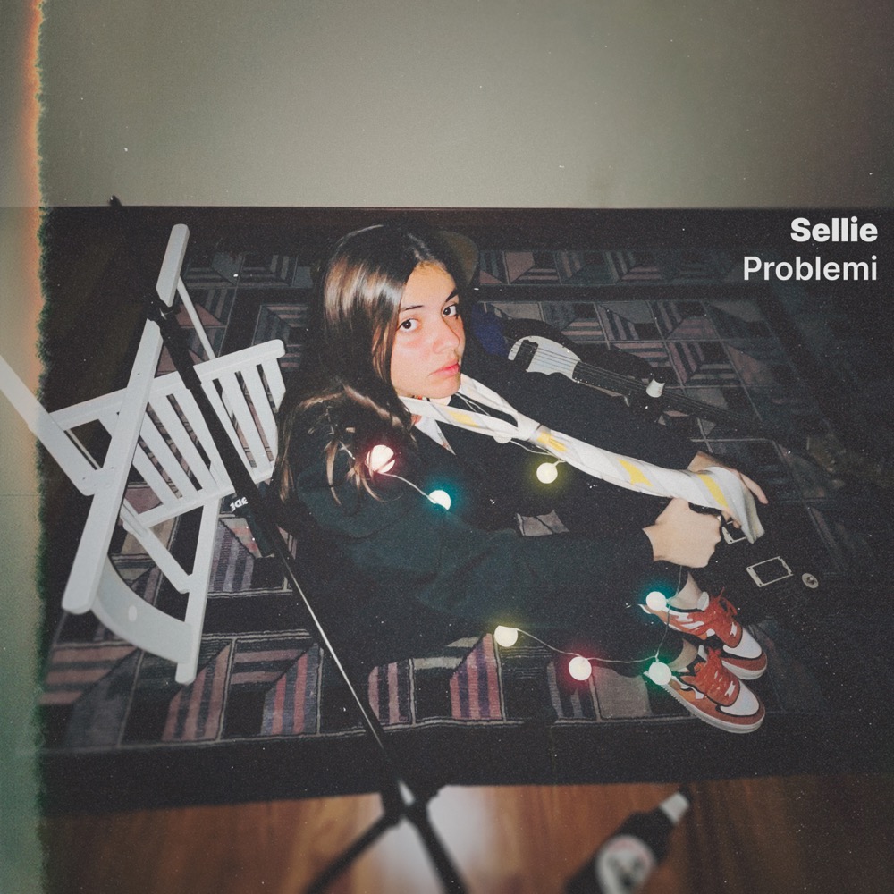 Sellie - Problemi (Single) - Reviews - Album of The Year