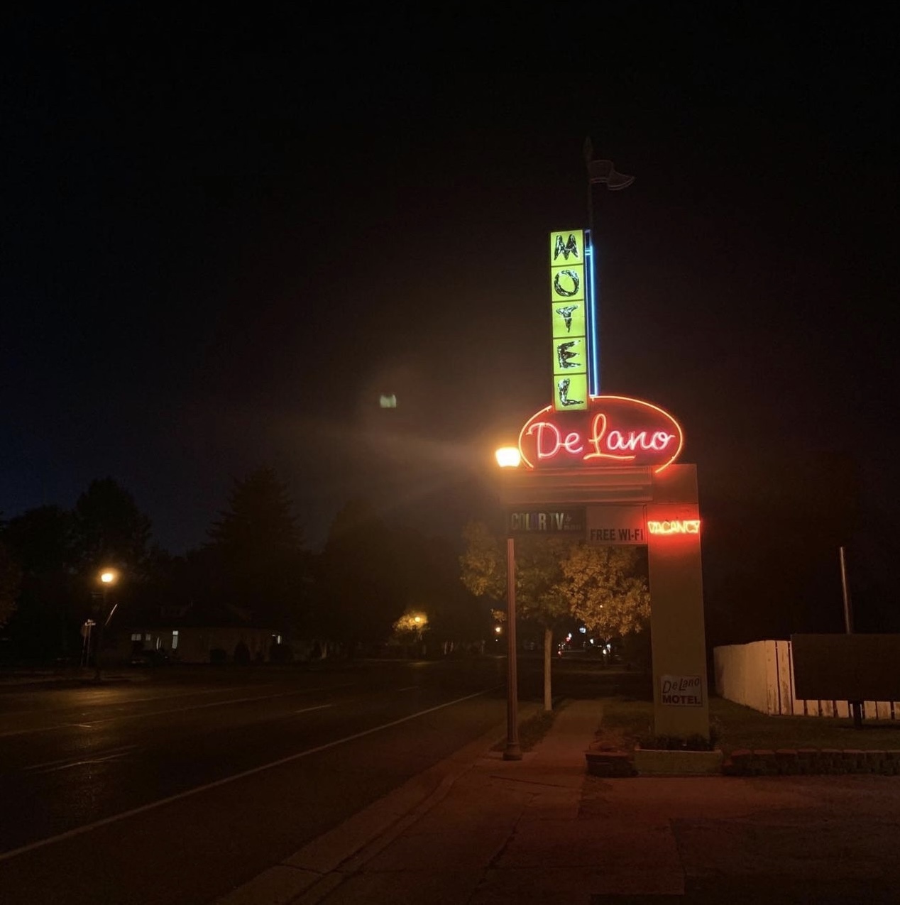 Regina Gore - Mayor of the Pines (Coffin Pine Deluxe Edition) - Reviews ...