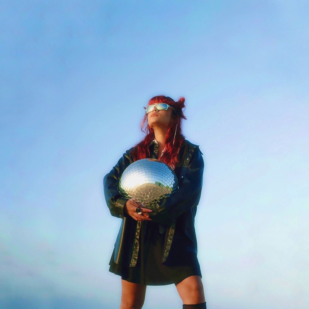 Lou Garcia - Bateria Social (Single) - Reviews - Album of The Year