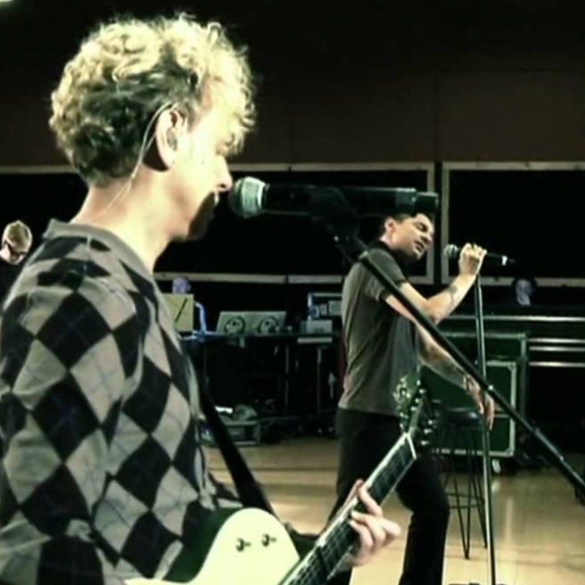 Depeche Mode - Tour of The Universe Rehersals - Reviews - Album of The Year
