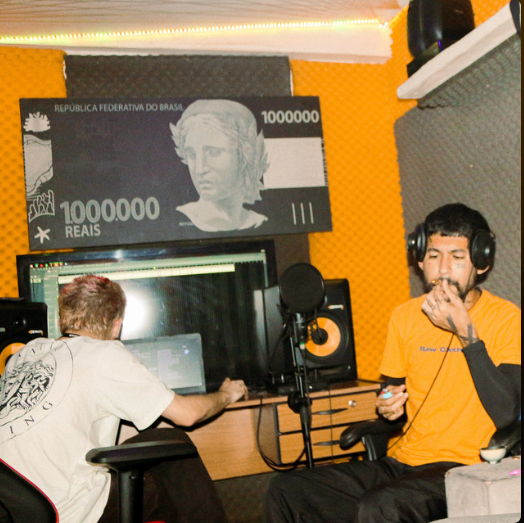 Link do Zap - Dói (Single) - Reviews - Album of The Year