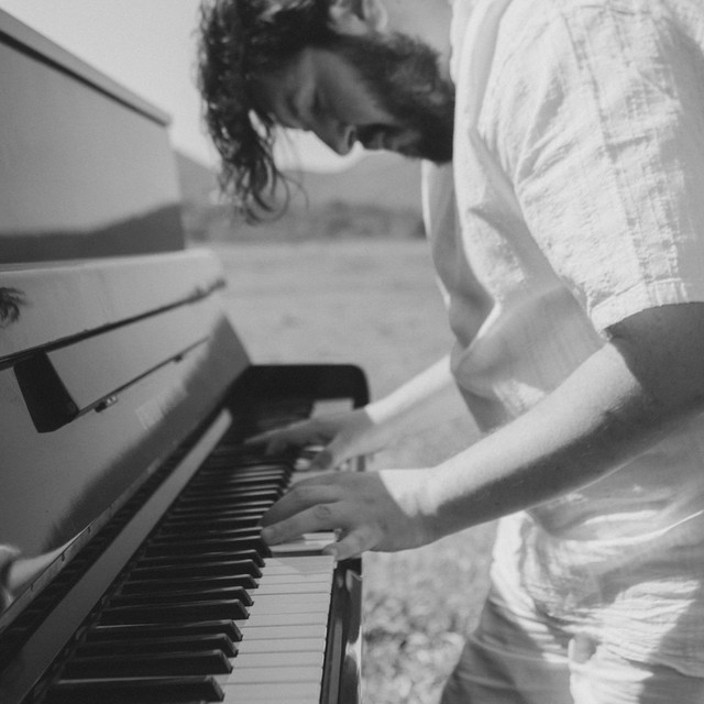 Alexandre Lunardelli Albums, Songs - Discography - Album of The Year