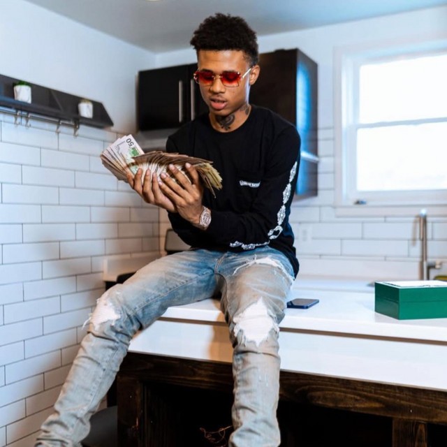KP SKYWALKA Albums, Songs - Discography - Album of The Year