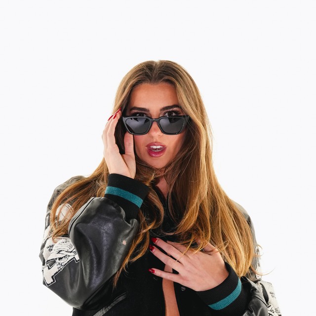 Lauren LaRue Albums, Songs - Discography - Album of The Year