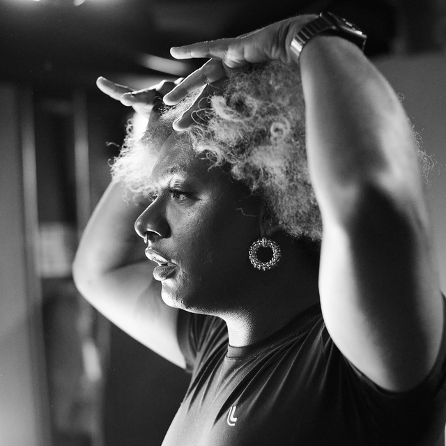 Liniker Albums, Songs - Discography - Album of The Year