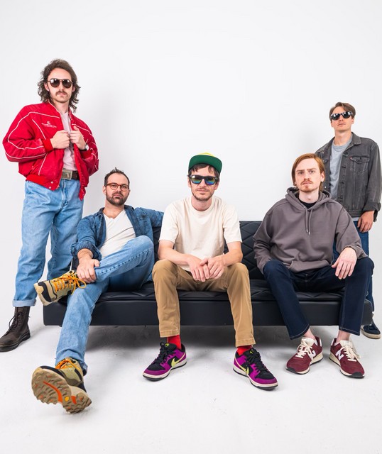 Squeaky Feet Albums, Songs - Discography - Album of The Year