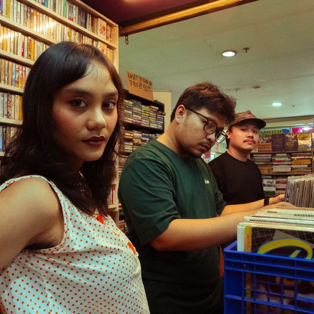 Sunwich Albums, Songs - Discography - Album of The Year